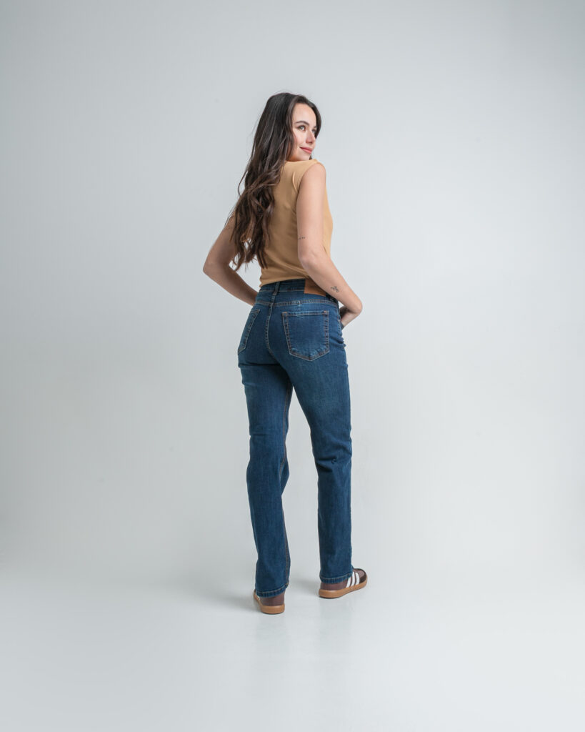 Pantalón Jean Confort Recto Elena Azul – Vertu Jeans